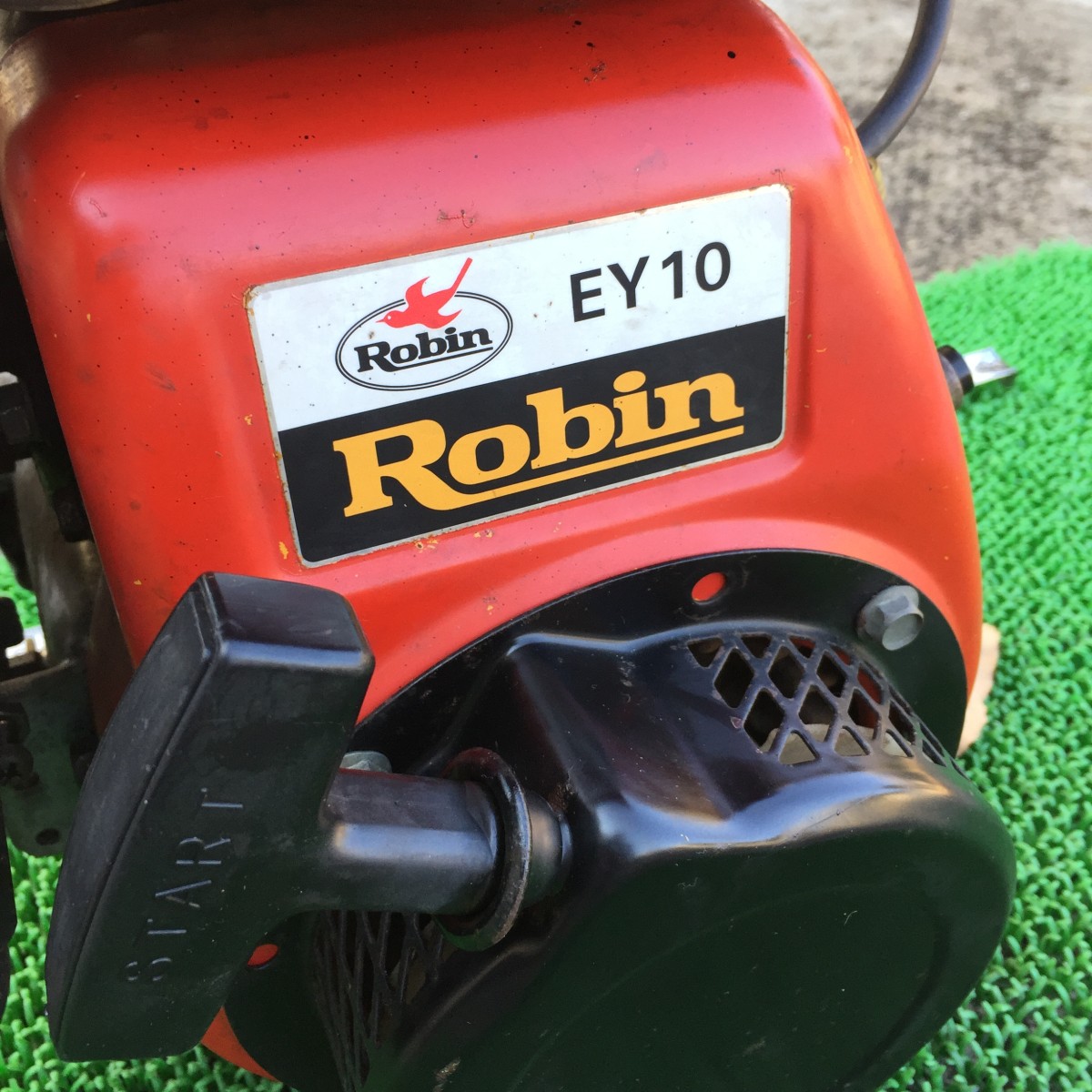 SOLD OUT ロビン ガソリンエンジン EY10 - NAKANETOOL