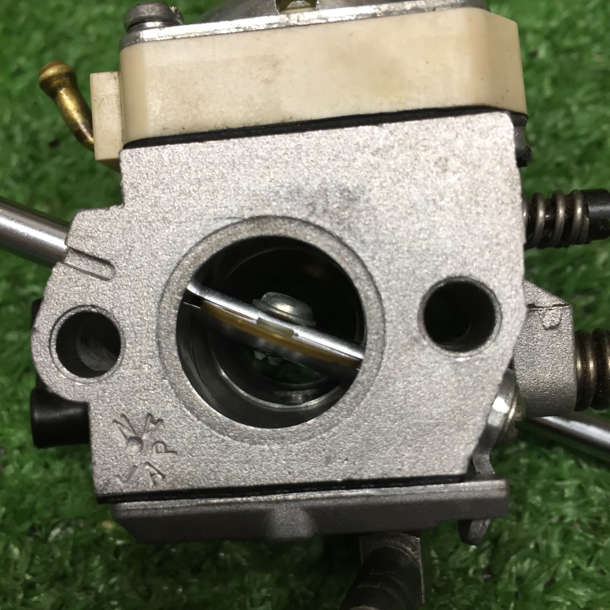 SOLD OUT Walbro HDAキャブレター ロビンEC08Dエンジン - NAKANETOOL